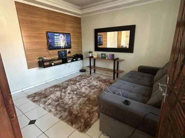 Casa com otima localização