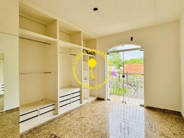 Casa Com Ótima Localização