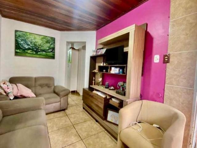 Casa com pátio 144m2 2 quartos com vaga Bairro Passo das Pedras Porto Alegre