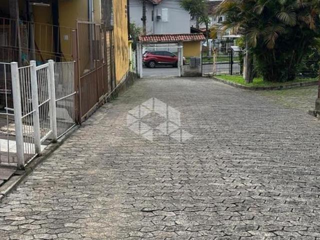 Casa com Pátio Privativo e Garagem | Hípica Porto Alegre
