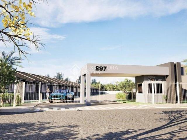 Casa com pátio Privativo em condomínio