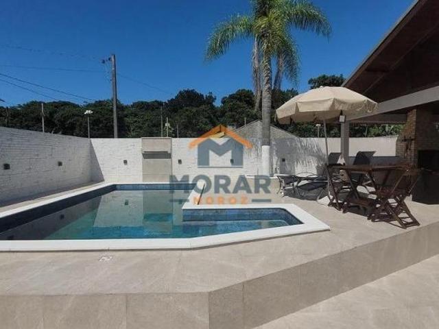 Casa Com Piscina no Balneário Primavera