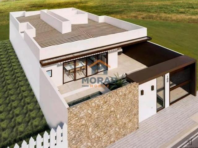 Casa com Piscina no Blan. Primavera