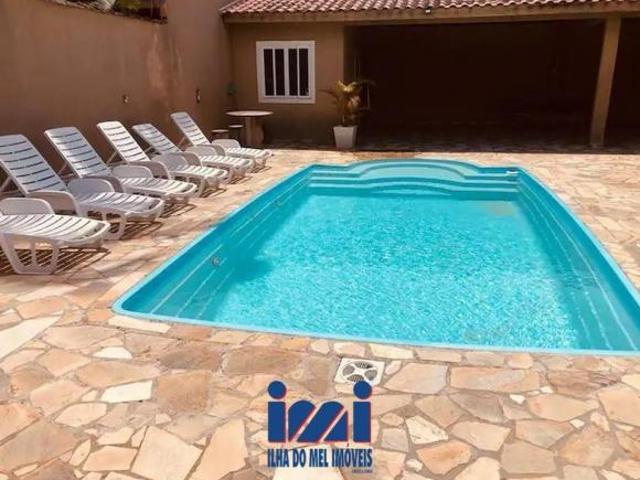Casa com piscina no Brejatuba em Guaratuba