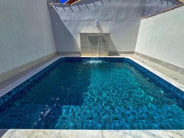 Casa com piscina no Canto do Forte Praia Grande