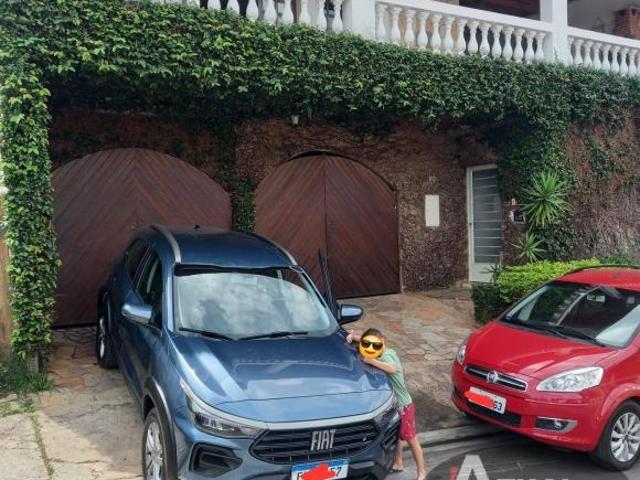 Casa com Piscina no Jd. Imperial Atibaia