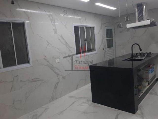 Casa com Piscina no Tatuapé