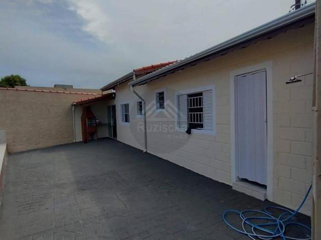Casa com piscina á 100m do mar Jd Suarão em Itanhaém/SP