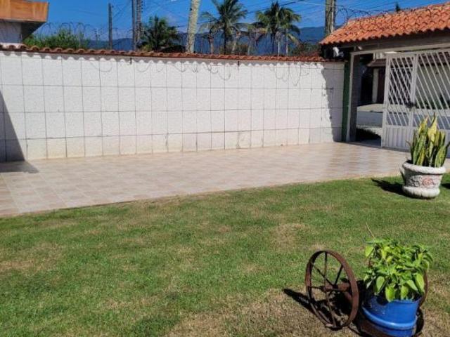 Casa com piscina à venda com 2 quartos na vista linda em Bertioga São Paulo