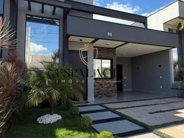 CASA COM PISCINA À VENDA – CONDOMÍNIO MANTOVA
