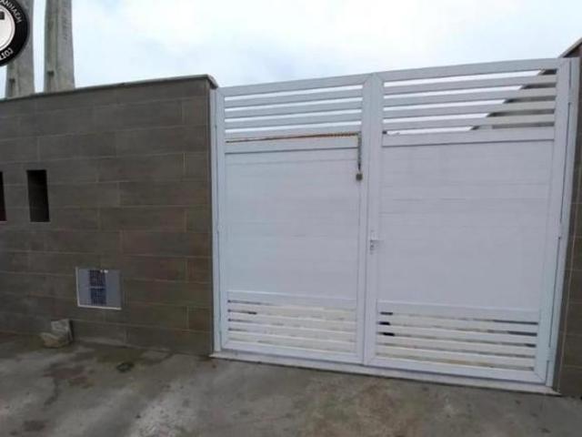 Casa com piscina à venda, bairro Savoy, Itanhaém, São Paulo, com 2 quartos, sendo 1 suíte