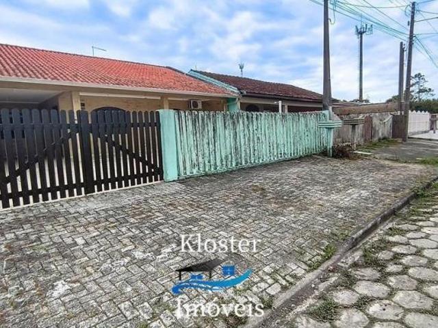 Casa com piscina a venda Balneario Sanra Terezinha