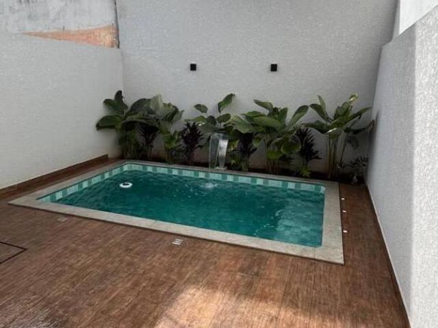 Casa com piscina à venda em Atibaia SP