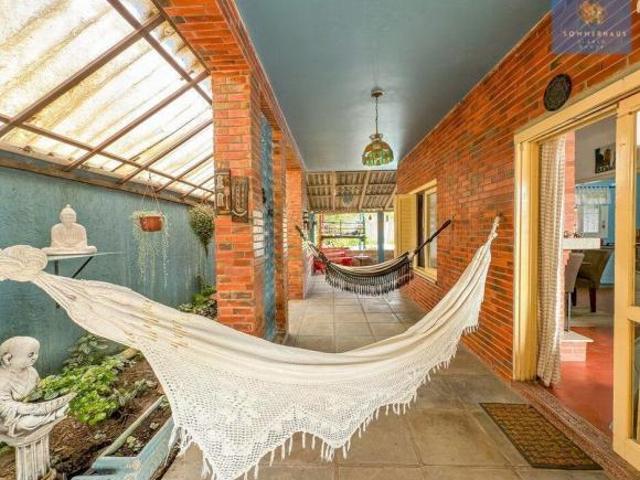 Casa com piscina a venda em Atlântida