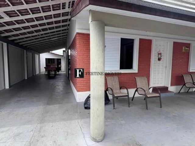 Casa com piscina à venda em Ipanema