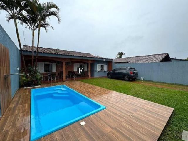 Casa com piscina a venda em Shangri lá