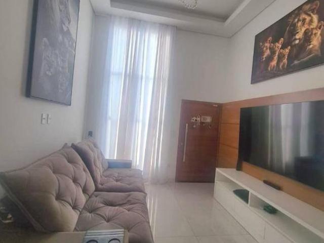 Casa com Piscina à Venda – Jardim Guarujá | Salto/SP