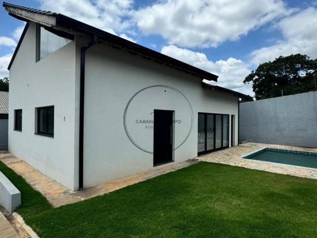 Casa com piscina à venda Jd. Estância Brasil em Atibaia