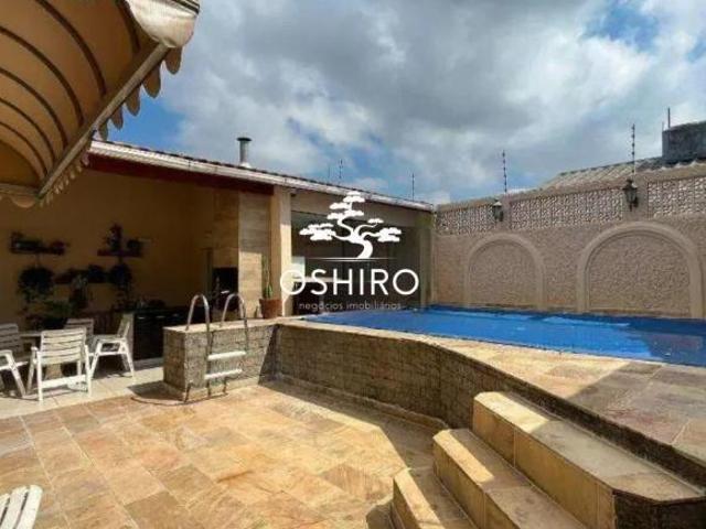 Casa com piscina à venda no bairro do Santa Rosa, Guarujá