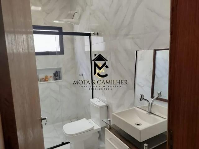 Casa com piscina à venda no bairro familiar Di Napoli