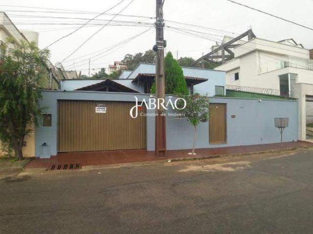 Casa com piscina a venda no Bairro Serra Verde, Barbacena, MG