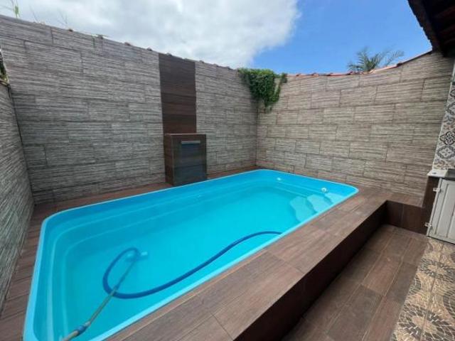 Casa com Piscina à Venda no Bairro Tupy – Itanhaém/SP