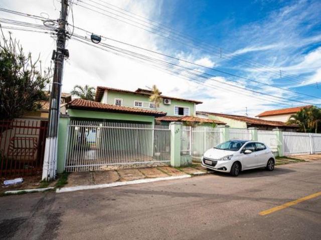 CASA COM PISCINA À VENDA NO JARDIM BOTÂNICO – CONDOMÍNIO PARQUE E JARDIM DAS PAINEIRAS
