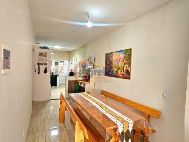 CASA COM PISCINA À VENDA NO JARDIM SUÉCIA MOGI GUAÇU/SP