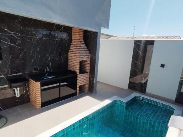 Casa com Piscina à Venda no Nova Itanhaém 02 Dormitórios, Aceita Financiamento
