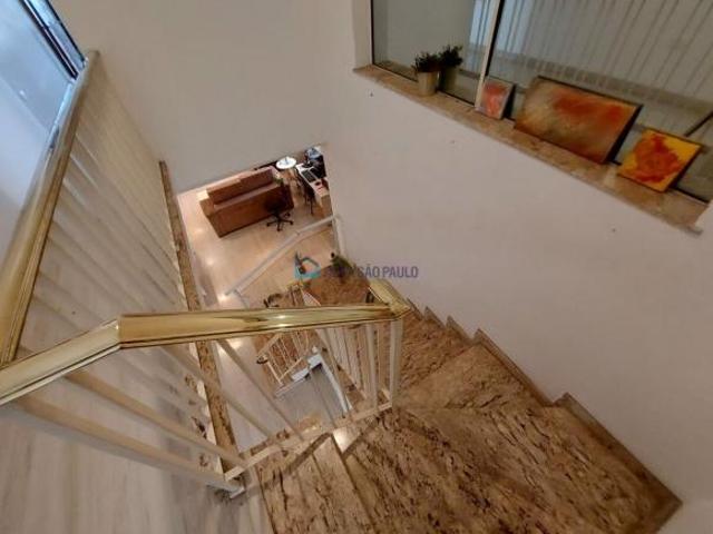 Casa com Piscina à venda no Planalto Paulista