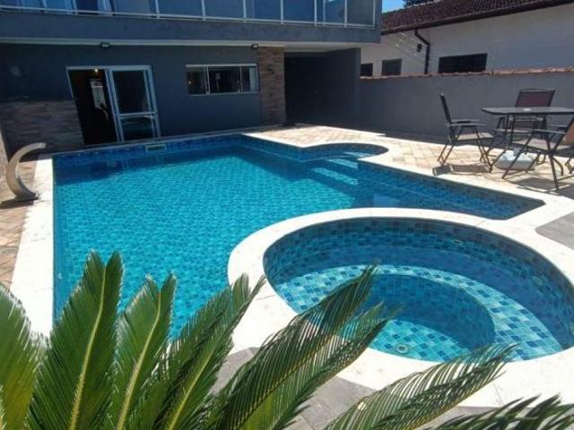 CASA COM PISCINA A VENDA NA PRAIA EM ITANHAÉM