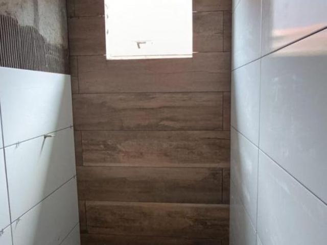CASA COM PISCINA A VENDA NA PRAIA EM ITANHAÉM