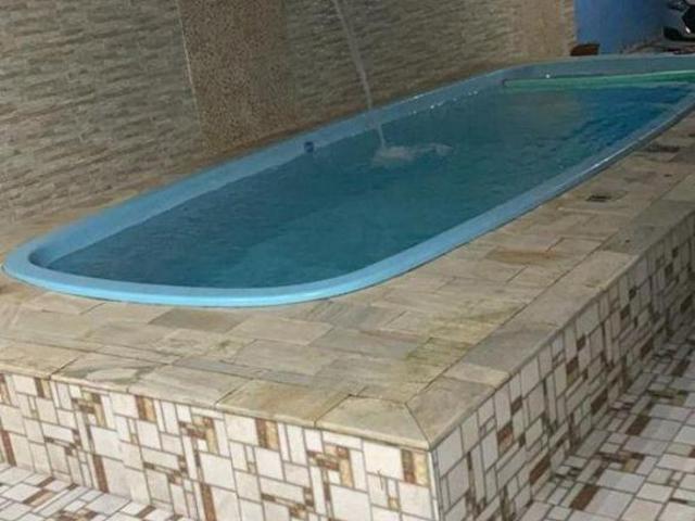 CASA COM PISCINA A VENDA NA PRAIA EM ITANHAÉM