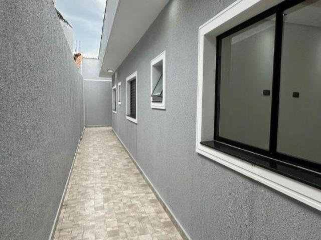 CASA COM PISCINA A VENDA NA PRAIA EM ITANHAÉM