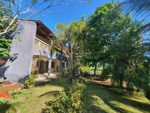 CASA COM PISCINA A VENDA NA PRAIA EM ITANHAÉM/SP