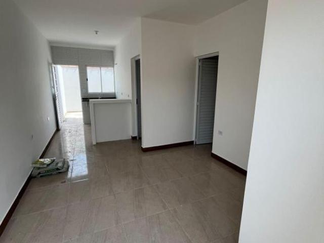 CASA COM PISCINA A VENDA NA PRAIA EM ITANHAÉM/SP