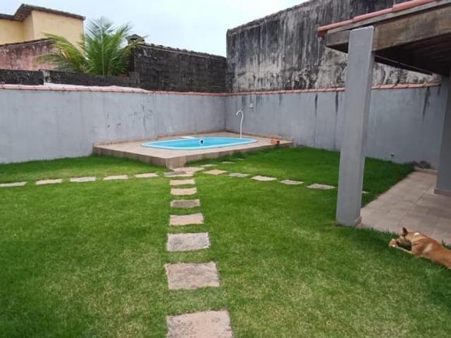 CASA COM PISCINA A VENDA NA PRAIA EM ITANHAÉM/SP