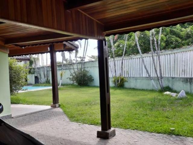 CASA COM PISCINA A VENDA NA PRAIA EM ITANHAÉM/SP