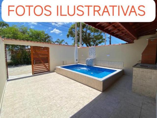 CASA COM PISCINA A VENDA NA PRAIA EM ITANHAÉM/SP