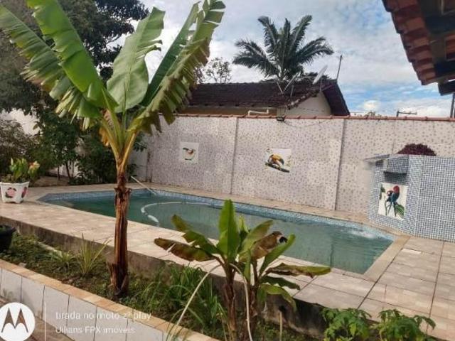CASA COM PISCINA A VENDA NA PRAIA EM ITANHAÉM/SP