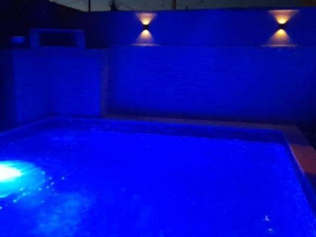 CASA COM PISCINA A VENDA NA PRAIA EM ITANHAÉM/SP