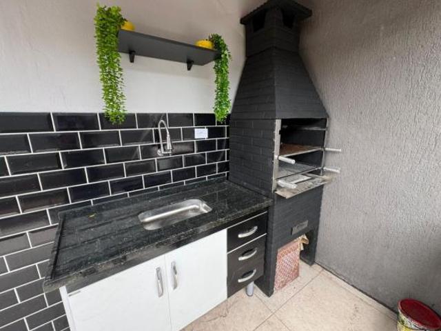 CASA COM PISCINA A VENDA NA PRAIA EM ITANHAÉM/SP