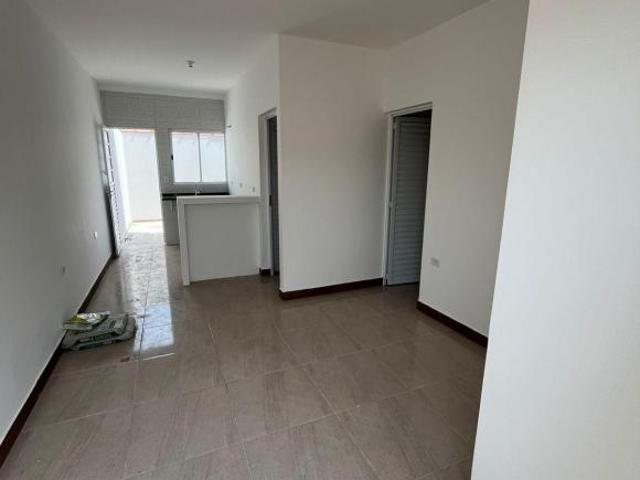 CASA COM PISCINA A VENDA NA PRAIA EM ITANHAÉM/SP