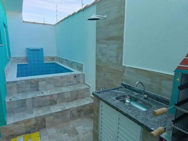 CASA COM PISCINA A VENDA NA PRAIA EM ITANHAÉM/SP