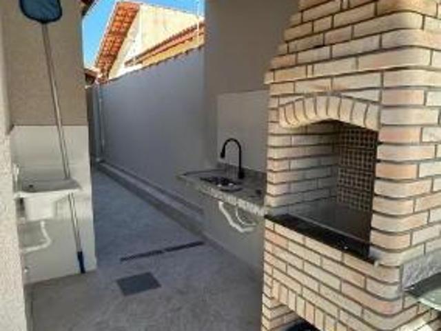 CASA COM PISCINA A VENDA NA PRAIA EM ITANHAÉM/SP