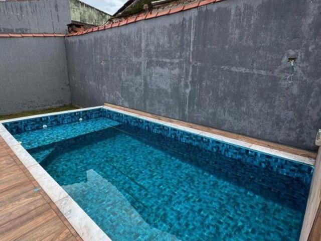CASA COM PISCINA A VENDA NA PRAIA EM ITANHAÉM/SP