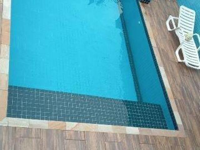 CASA COM PISCINA A VENDA NA PRAIA EM ITANHAÉM/SP