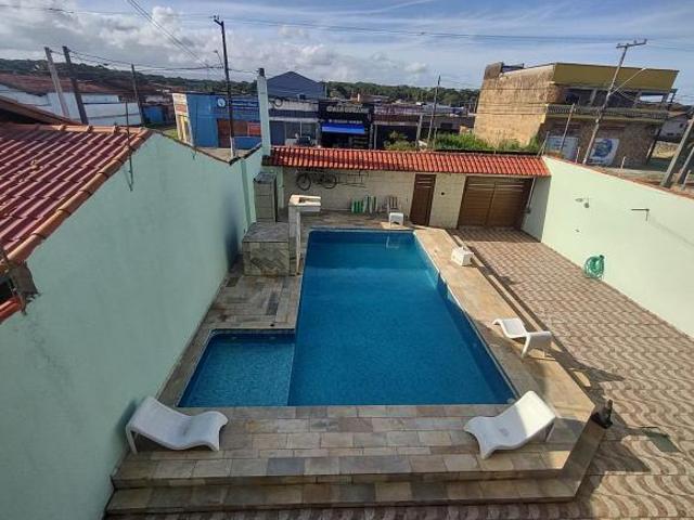 CASA COM PISCINA A VENDA NA PRAIA EM ITANHAÉM/SP