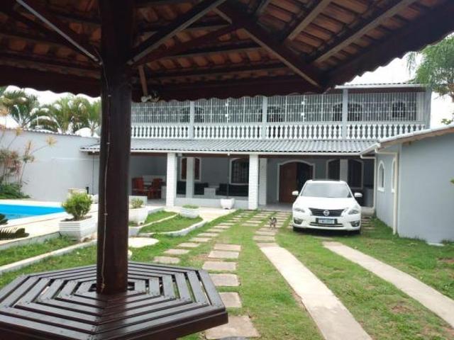 CASA COM PISCINA A VENDA NA PRAIA EM ITANHAÉM/SP
