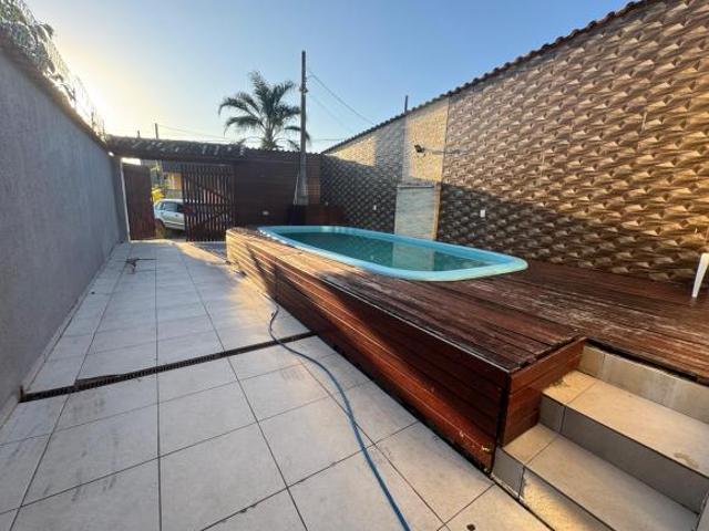 CASA COM PISCINA A VENDA NA PRAIA EM ITANHAÉM/SP